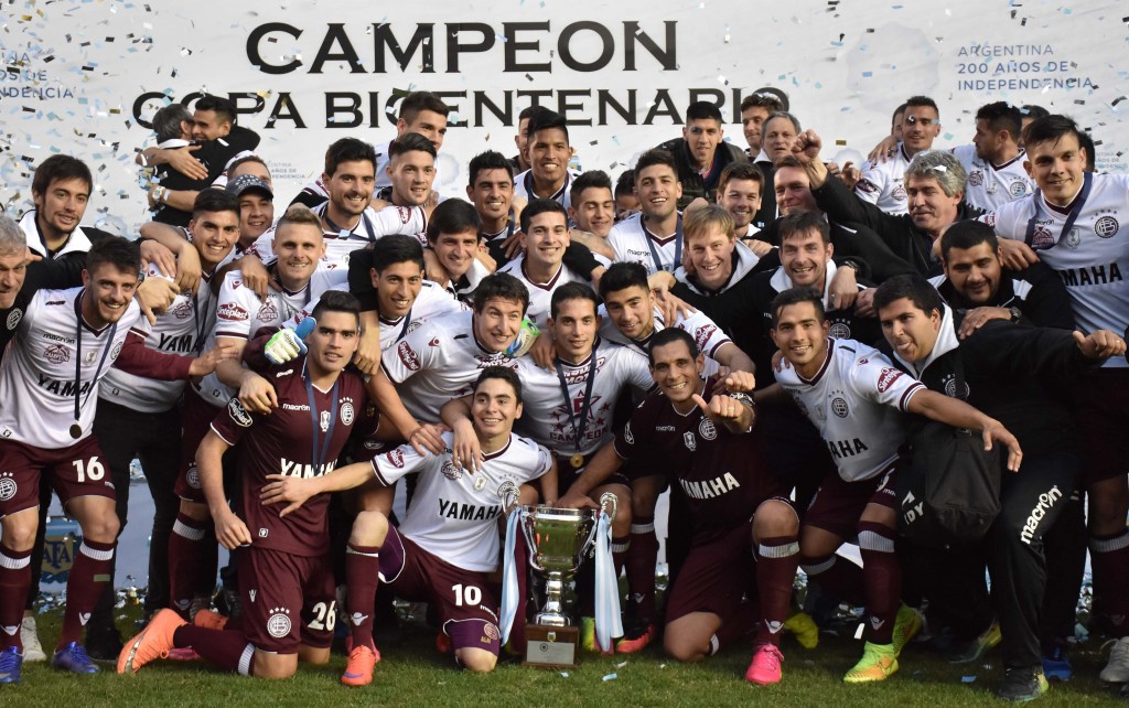 Lanús lift Copa Bicentenario after last minute winner against Racing ...
