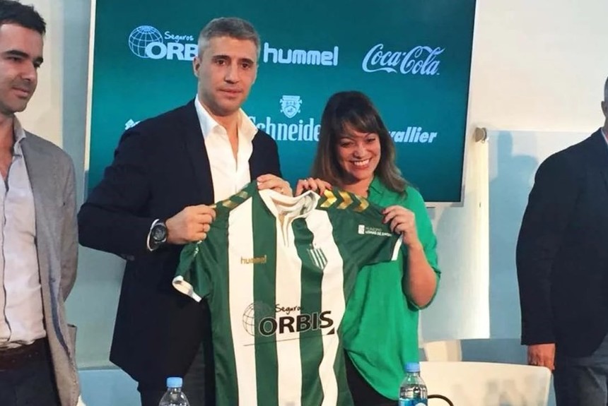 Hernán Crespo draws from Ancelotti, Mourinho & Bielsa as Banfield ...